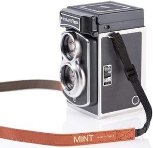 Best 5 Old School Vintage Polaroid Cameras In 2022 Reviews